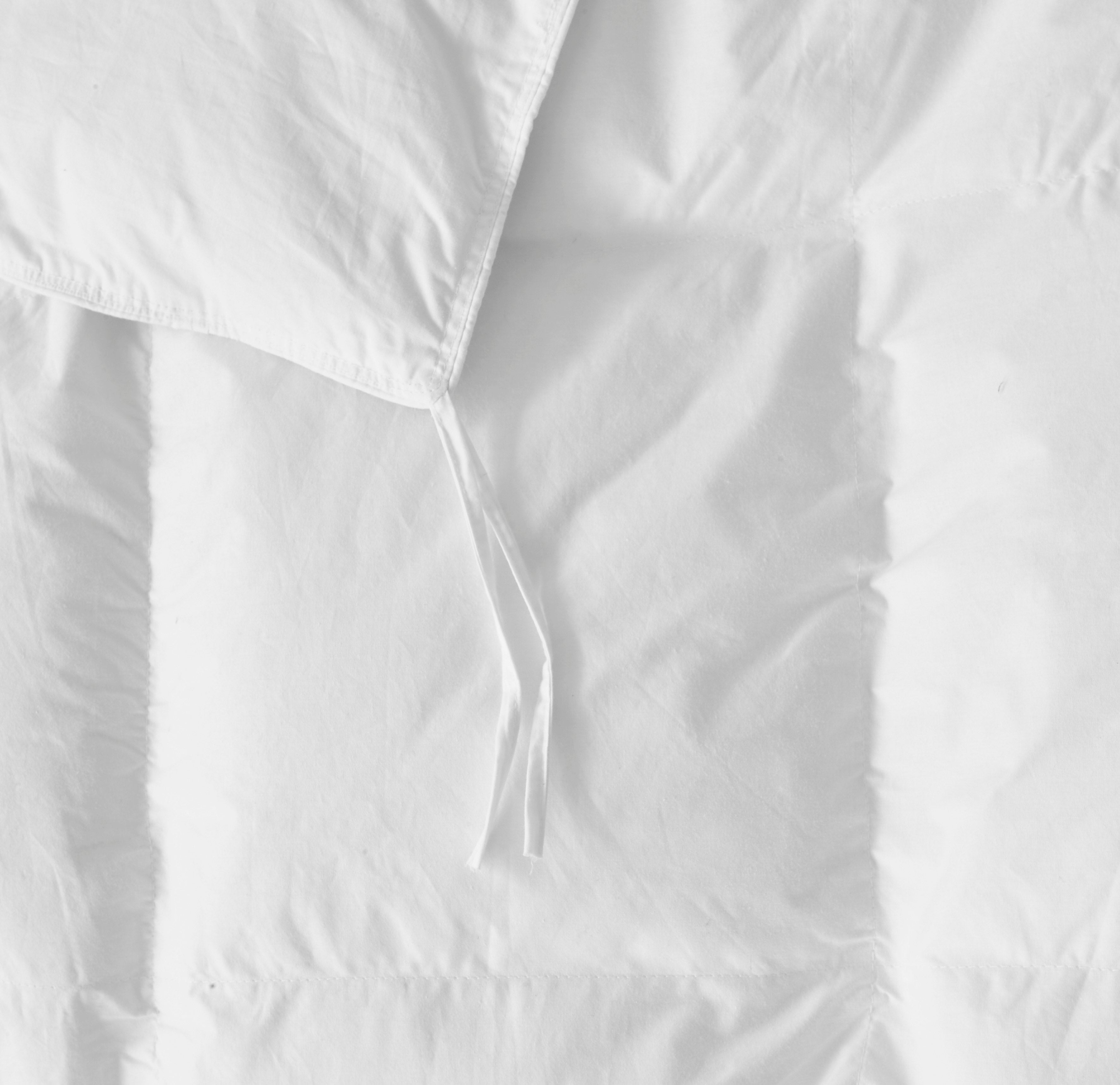 White Goose Down Quilt – Montauk